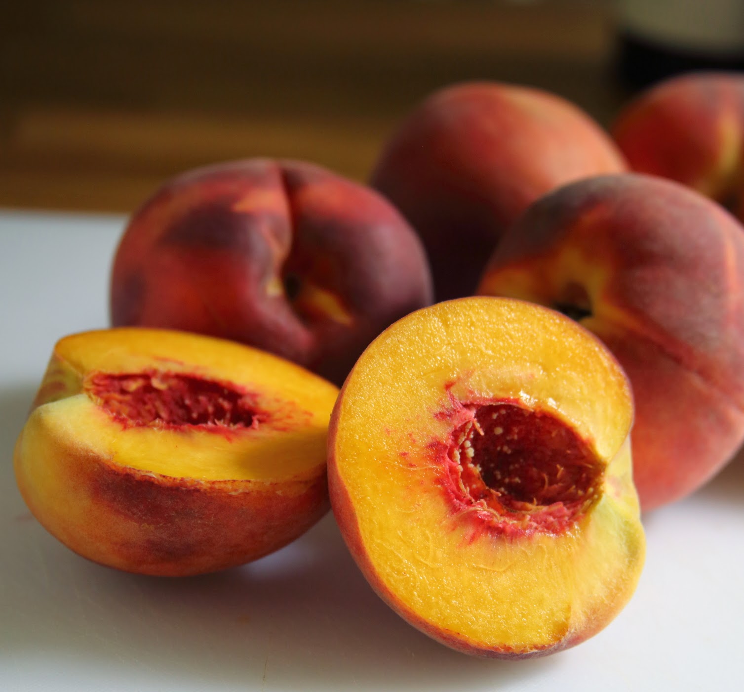 les bons vivants: truques e dicas - como escolher um pêssego?