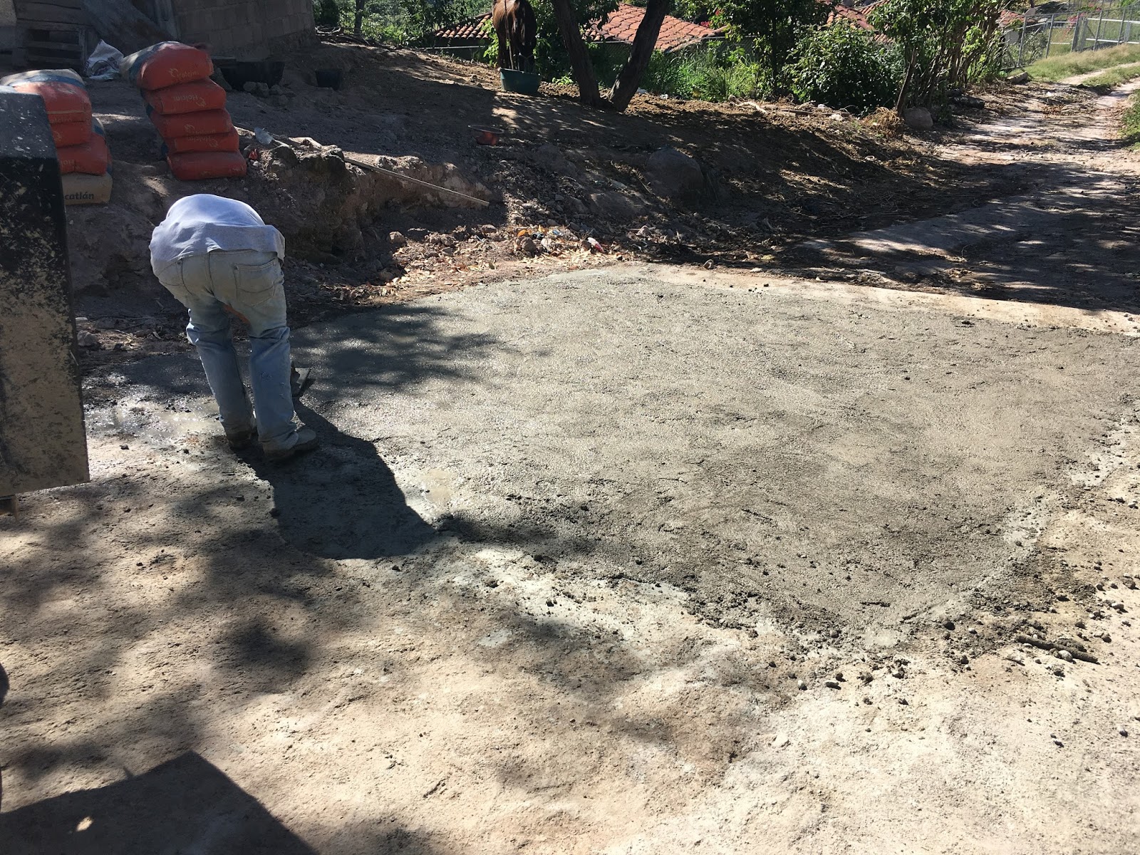 ARAUJO CONSTRUCCIONES S.A. DE C.V.: ETAPA N° 2 " Proyecto Empedrado ...