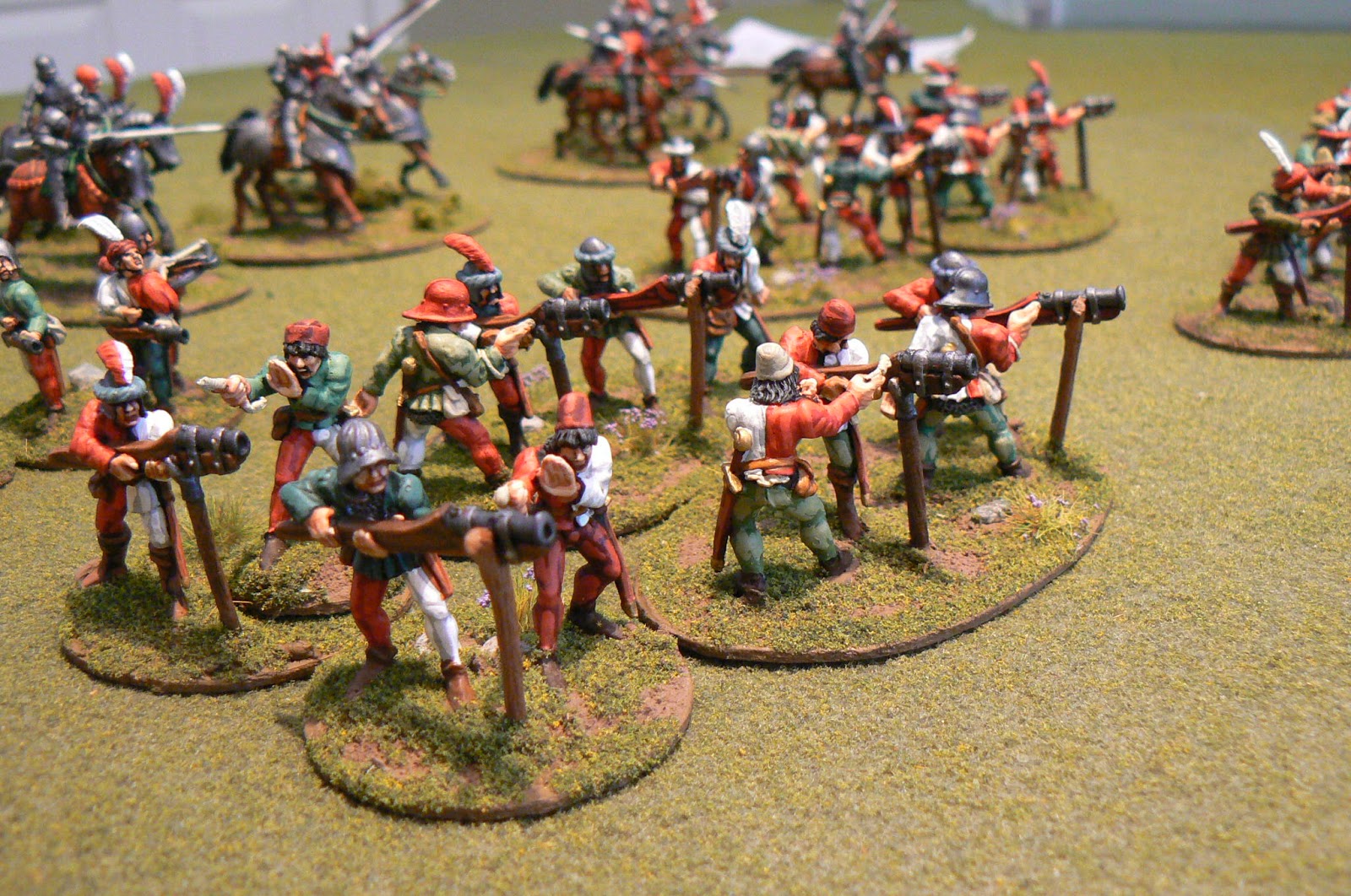 Dots of Paint: an Italian late Medieval/ Early Renaissance retinue