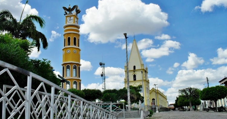 Quixeramobim Agora: Parabéns, Solonópole!