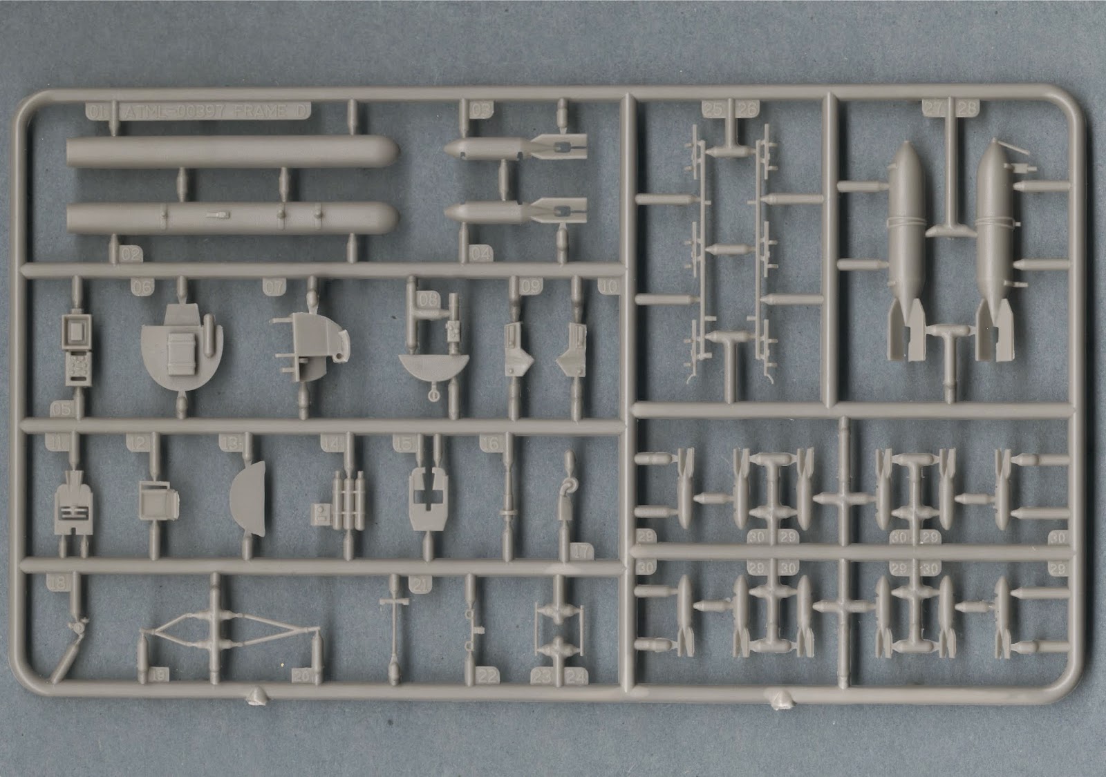 Aviation of Japan 日本の航空史: Airfix Nakajima B5N Sprue Frames