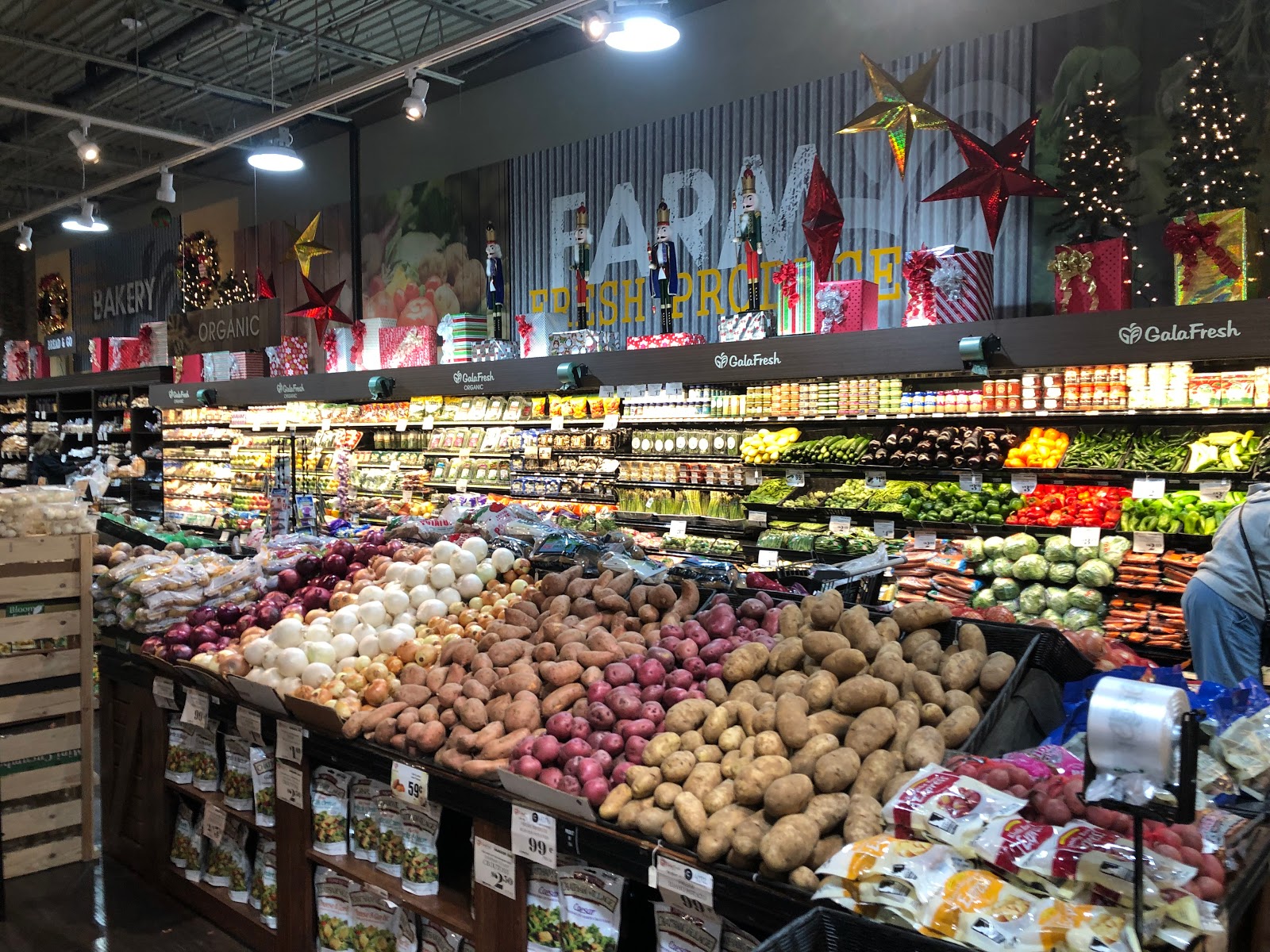 TOUR: GalaFresh Farms - Baldwin, NY