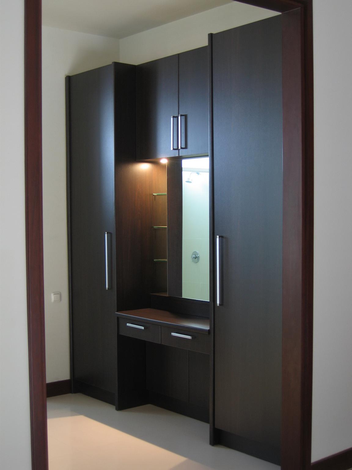 Qiumetic Kitchen Set: Almari