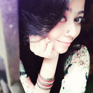 Indian Girl Facebook Profile Picture Smart Morden Girl Selfie - Deshi ...