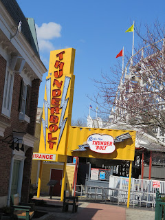 Thunderbolt Six Flags New England Guide