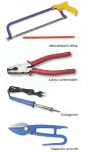 TEKNOLOGIA: MATERIALAK ETA TRESNAK