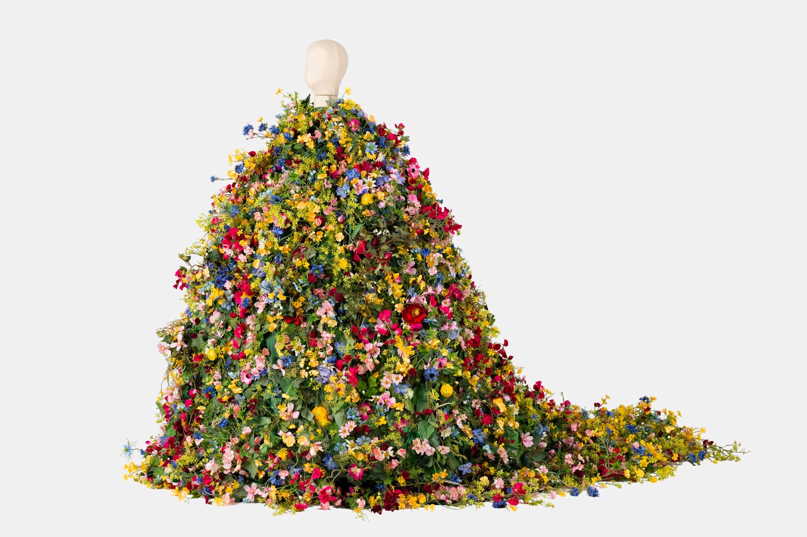 Academy Museum Wins "Midsommar" Dress