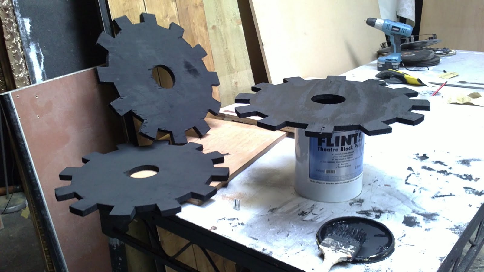 Daniel Gubba - Set and Props.: Clockwork: Building Cogs.