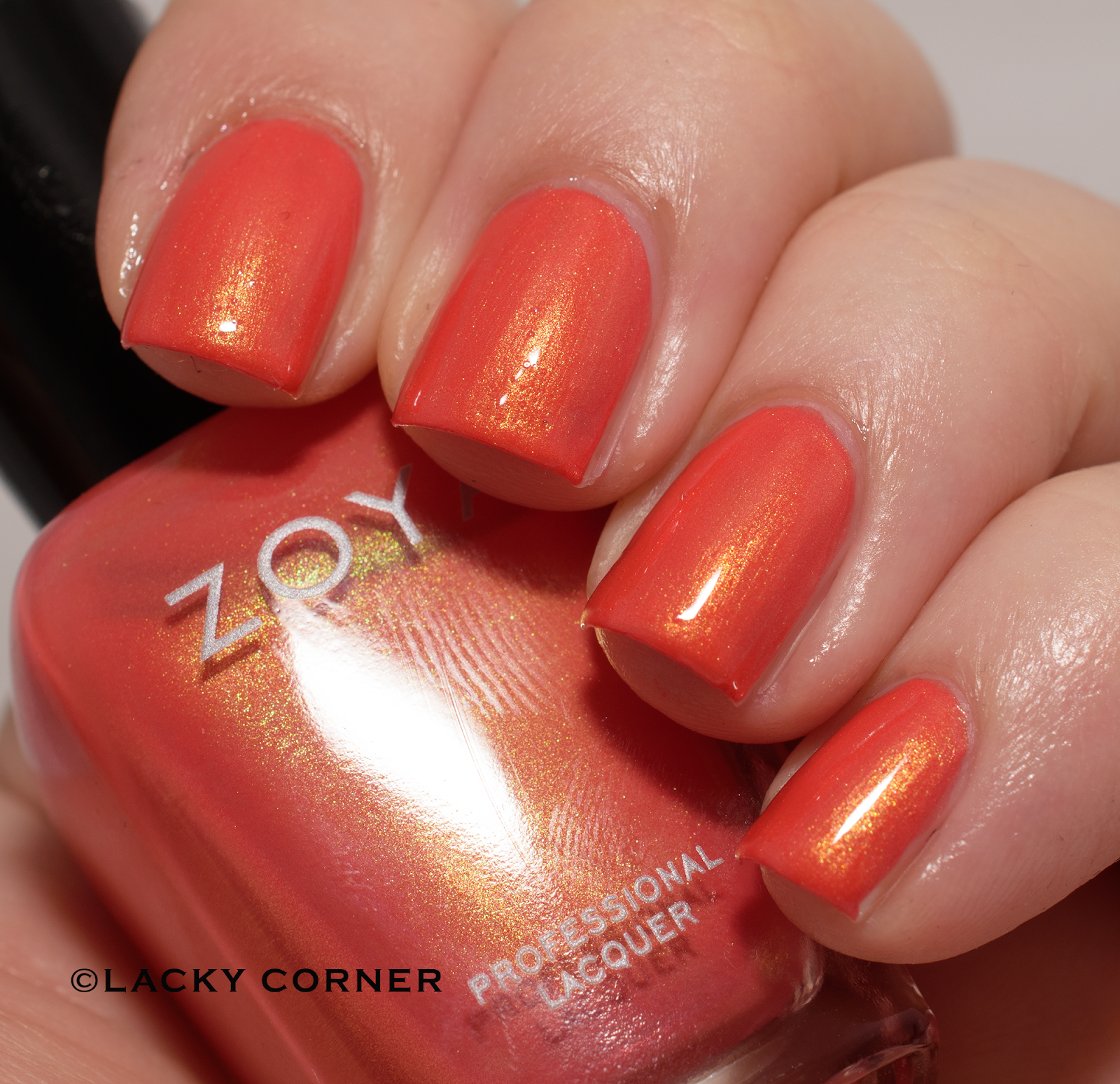 Lacky Corner: Reader's Choice - Zoya Gwin