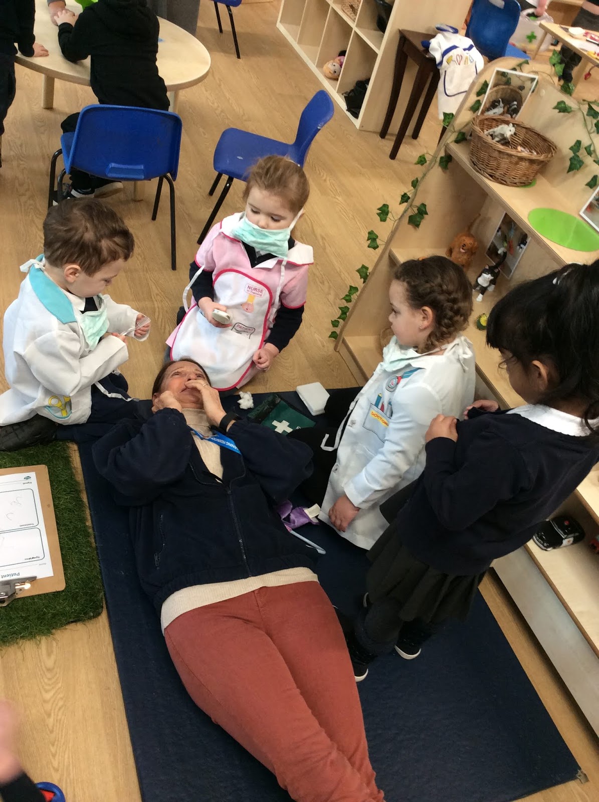Broadford EYFS: Nursery visit the Dentist