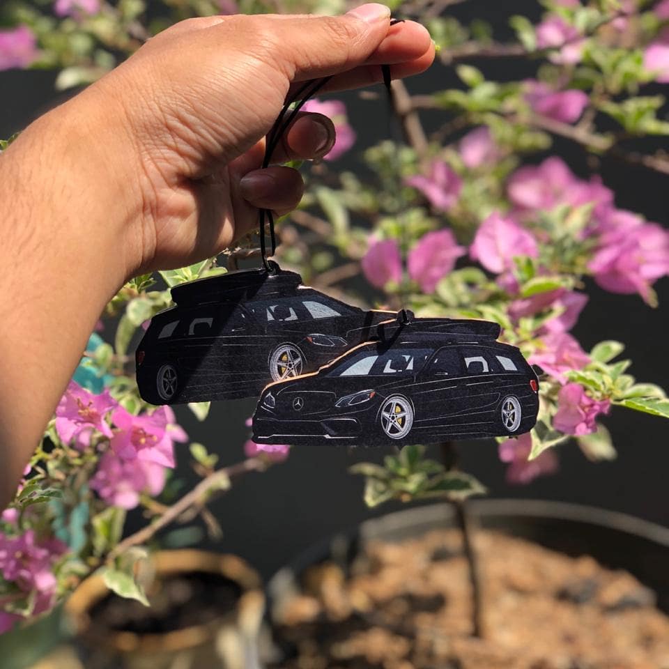 Parfum Mobil Gantung Custom Buat Keren Mobilmu! | SAVOR - Exclusive ...