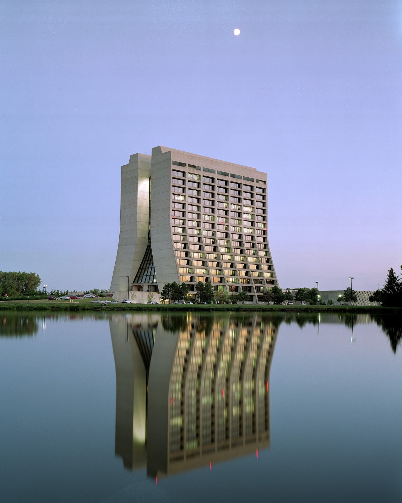 The Art of Architecture: Today's ArchiPic #116: Fermilab's Wilson Hall