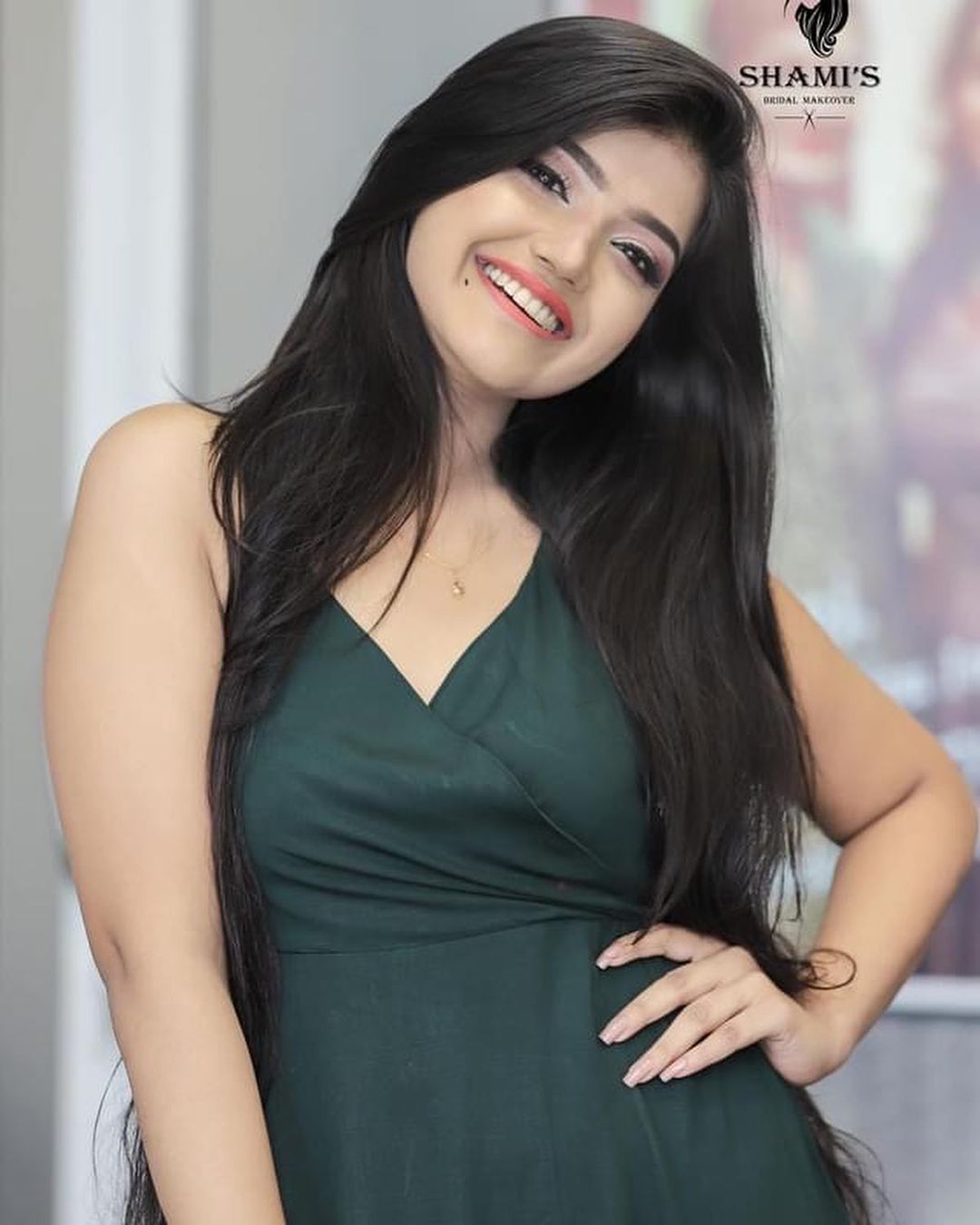 නෙත්මි රොෂෙල් | ElaKiri