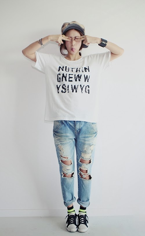 [Aura-J] Ripped Relaxed Denim Jeans | KSTYLICK - Latest Korean Fashion ...