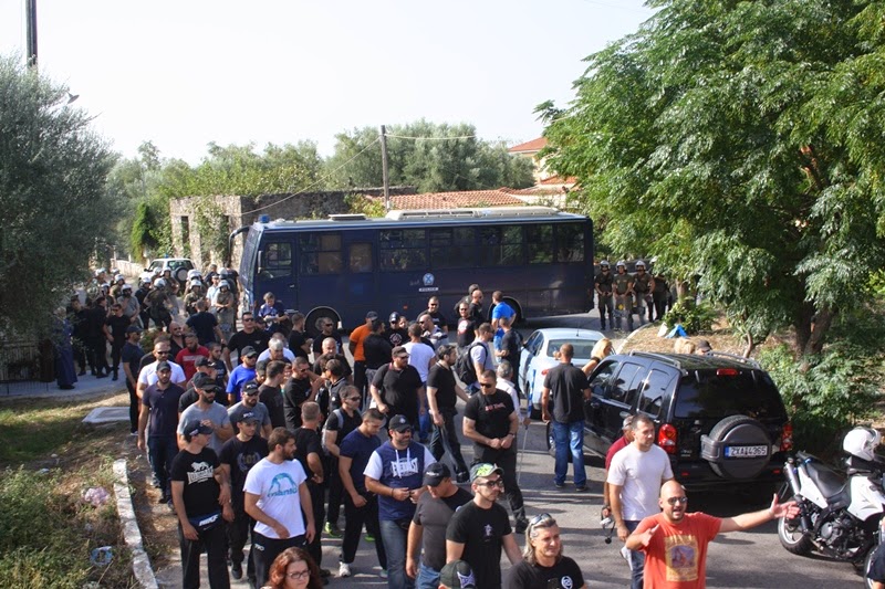 ΕΙΝΑΙ ΑΠΙΣΤΕΥΤΟ...! ΣΥΝΕΛΑΒΑΝ ΑΚΟΜΗ ΚΑΙ ΚΑΤΟΙΚΟ ΤΗΣ ΠΕΡΙΟΧΗΣ ΠΟΥ ...