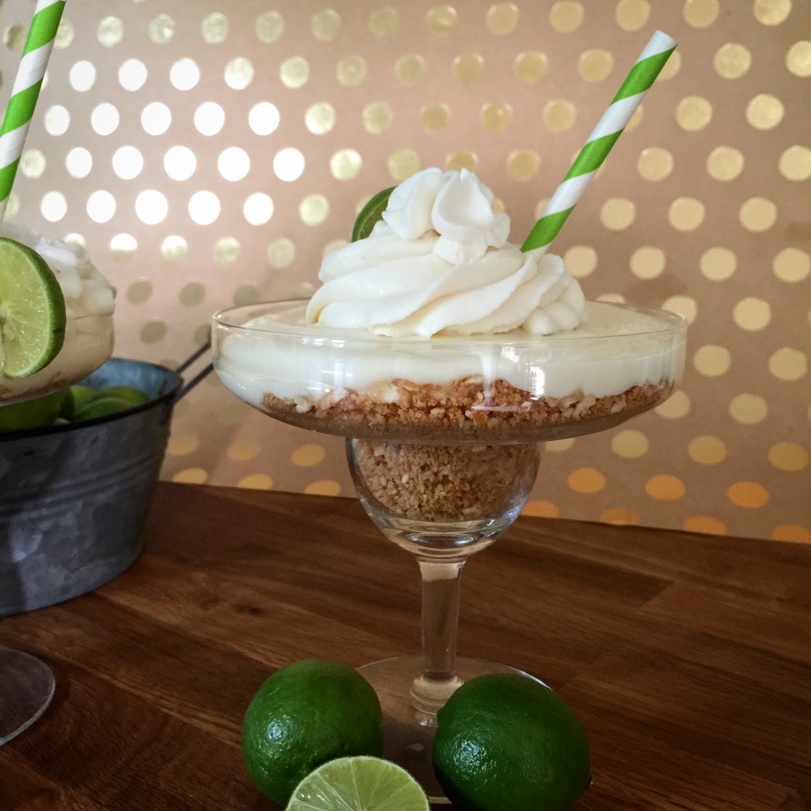 Blue Ribbon Kitchen: Happy Cinco de Mayo!! Strawberry Margarita Pie and ...