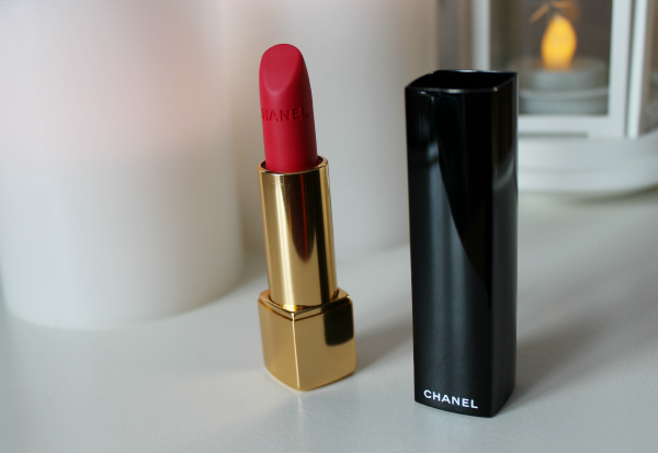Hidden Beauty: Chanel Le Rouge Collection Variation 2014 // REVIEW