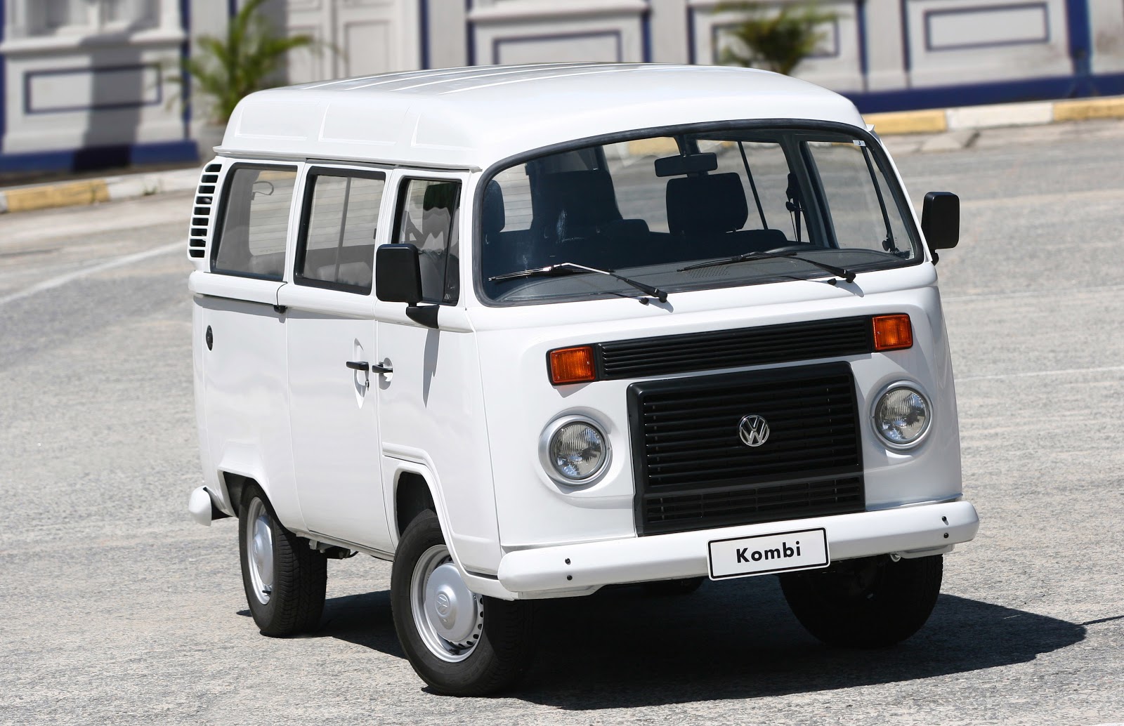 S P E E D C A L: Volkswagen comemora 55 anos da Kombi no Brasil