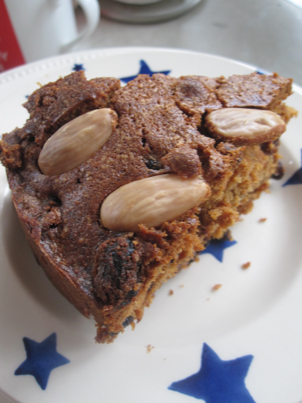 FOOD, GLORIOUS FOOD!: Dundee Cake: Baked and Delicious