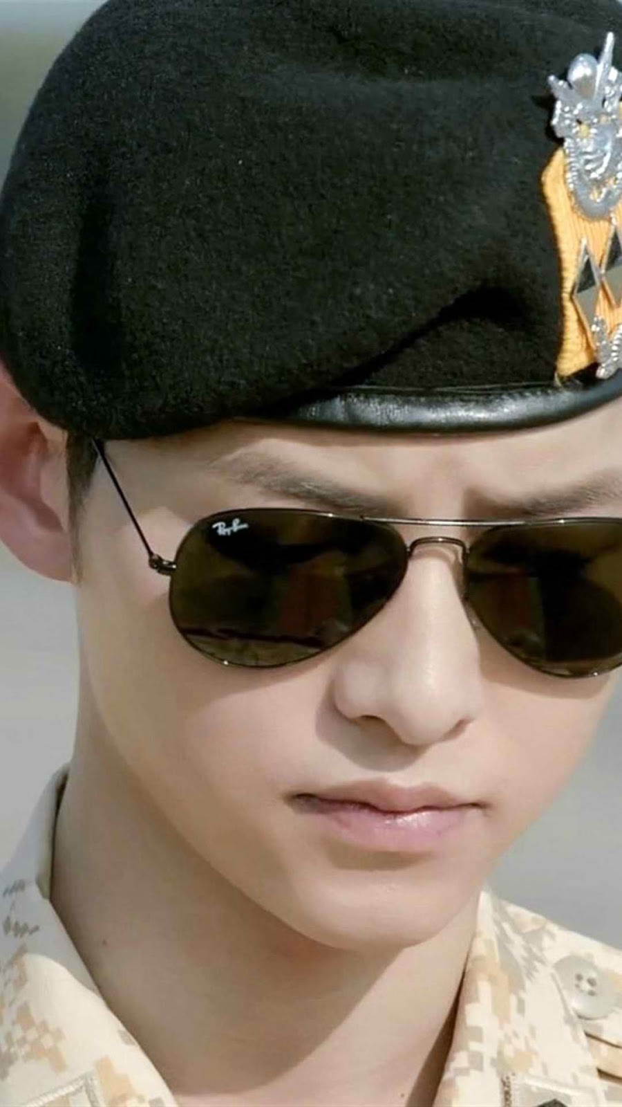 Descendants Of The Sun Song Joong Ki Wallpaper Descendants Of The Sun Song Joong Ki Wallpaper