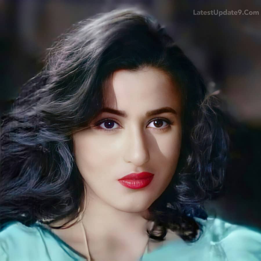 Stunning Color Pictures of Madhubala You've Probably Never Seen ...