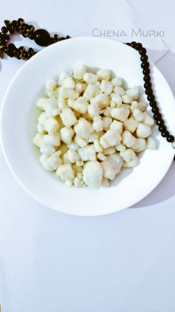 Delish Food: Chena Murki