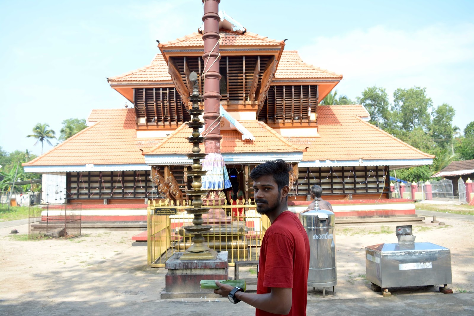 Link D Life: Small trip to Munch Murugan Temple