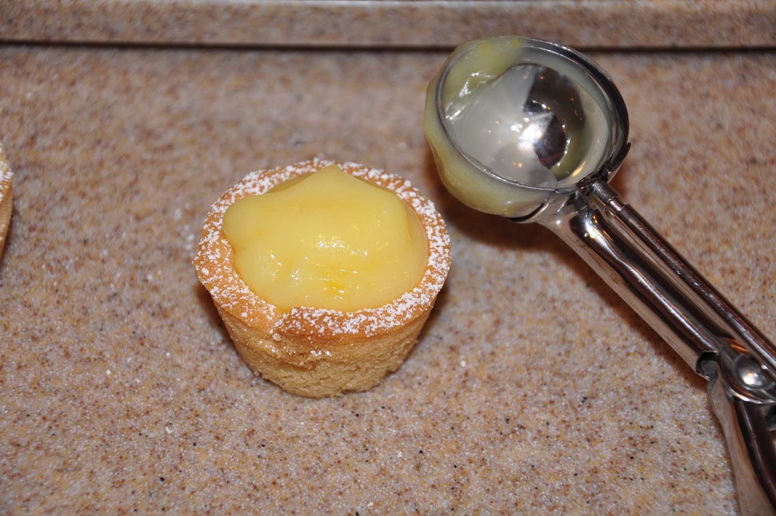 The Changeable Table: Lemon Bar Bites