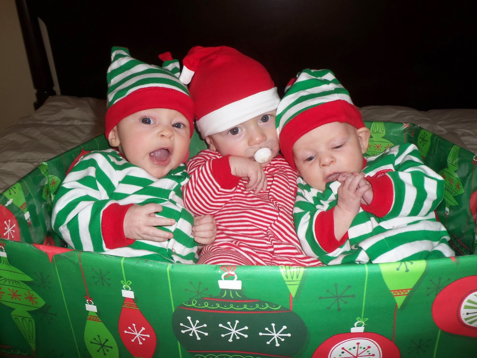 Triplets + Toddler: How to Create Christmas Cards