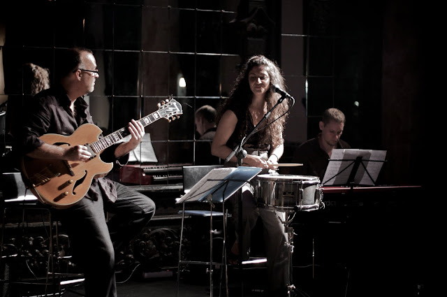 Ana Cisneros Jazz Trío: Ana Cisneros Trio