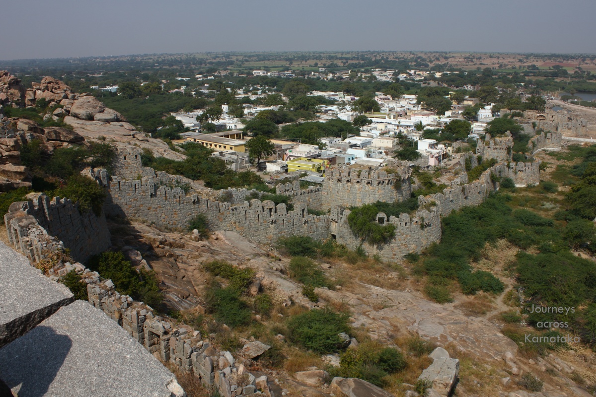 Journeys across Karnataka: Mudgal fort - part 1