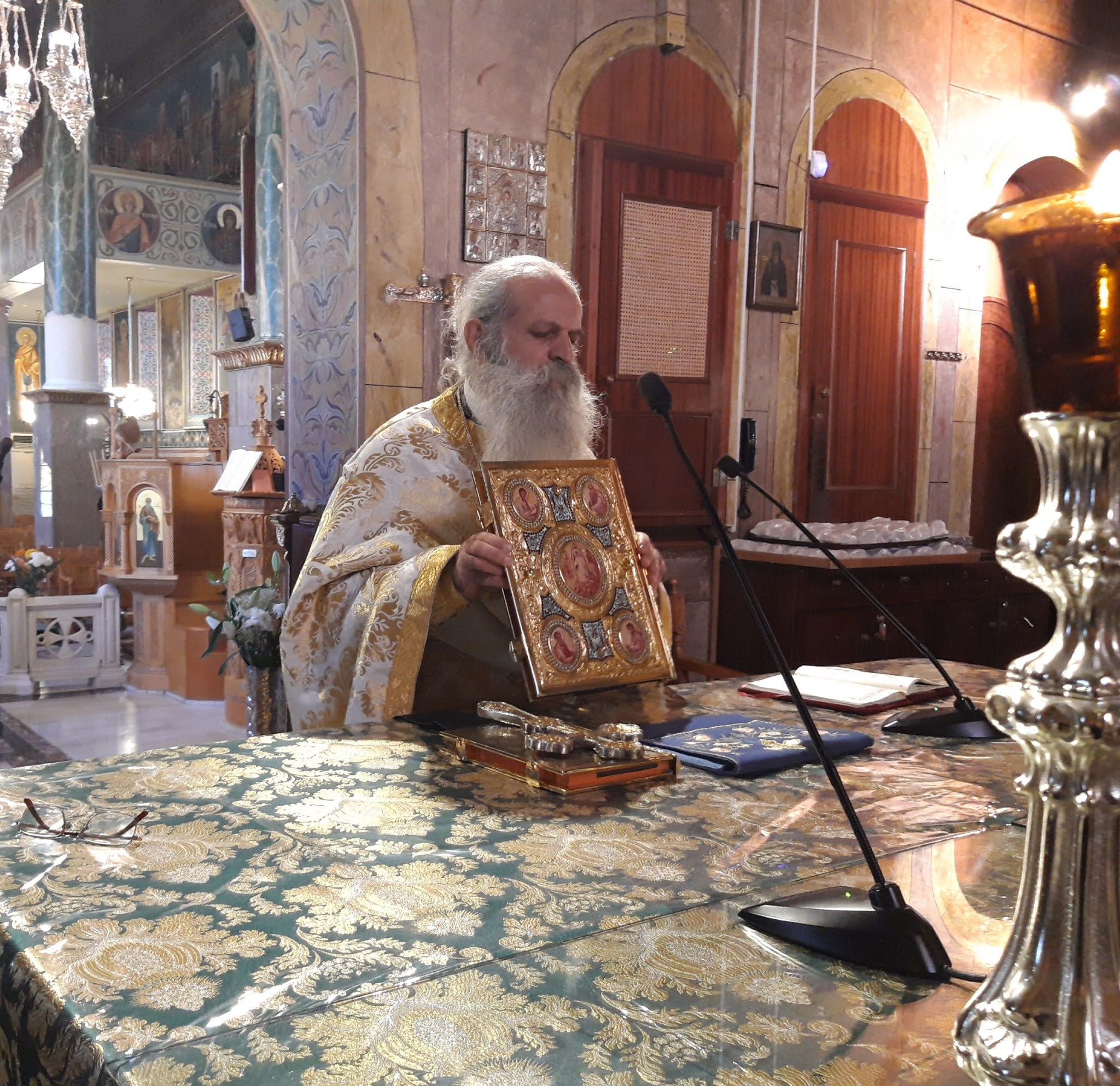 Αναστάσιος: Η ΕΟΡΤΗ ΤΟΥ ΑΓΙΟΥ ΑΡΣΕΝΙΟΥ ΣΤΗΝ ΠΑΤΡΑ