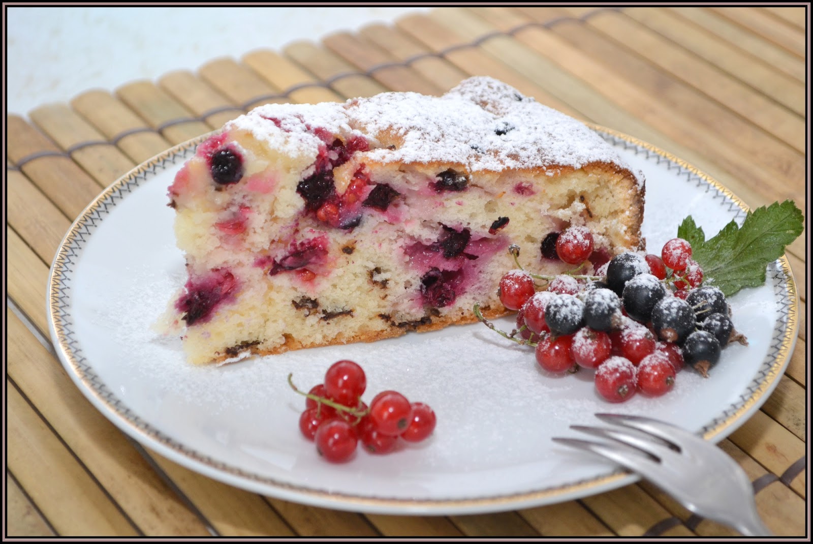ŐRÜLTEN JÓ ÉTELEK : Ribizli és csoki azaz Vörös és fekete