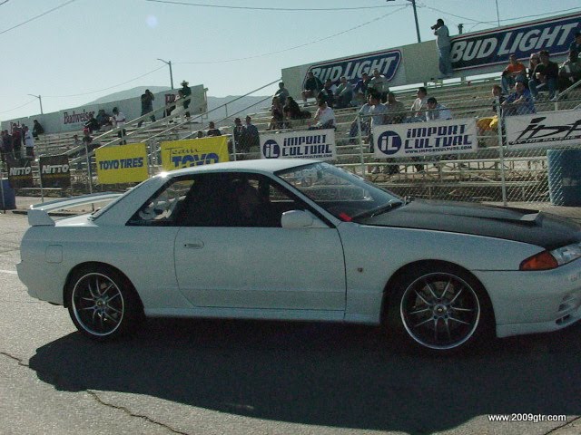 IDRC December 2000 , Big Bird and MotoRex - Nissan Skyline GT-R s in ...