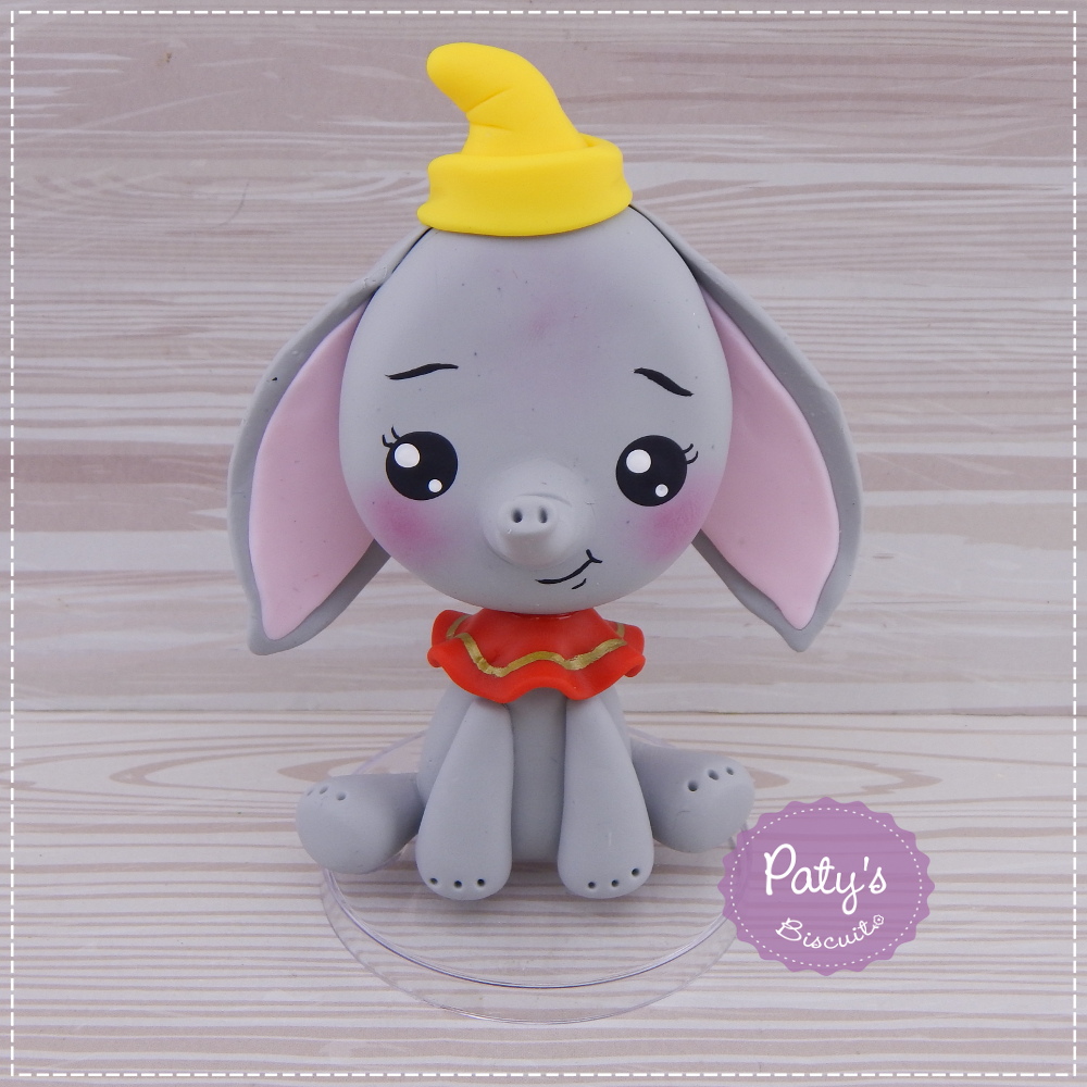 Paty's Biscuit: Topo de bolo Dumbo Kawaii