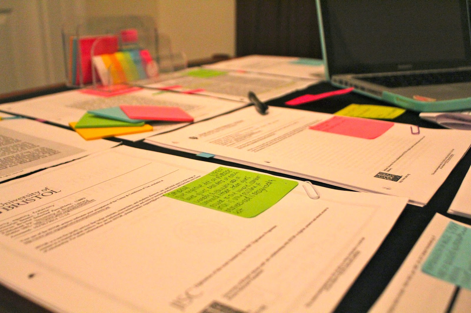 Prep In Your Step: Research Paper Tips With The Post-it Study Collection