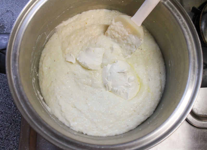 Food Lust People Love: Baked Grits with Sausage Gravy