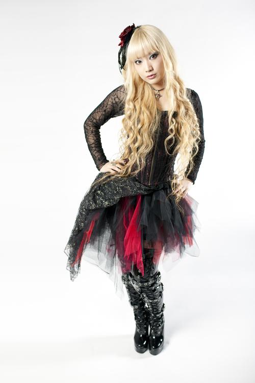 Mundo J-Rock : Biografia - Aural Vampire