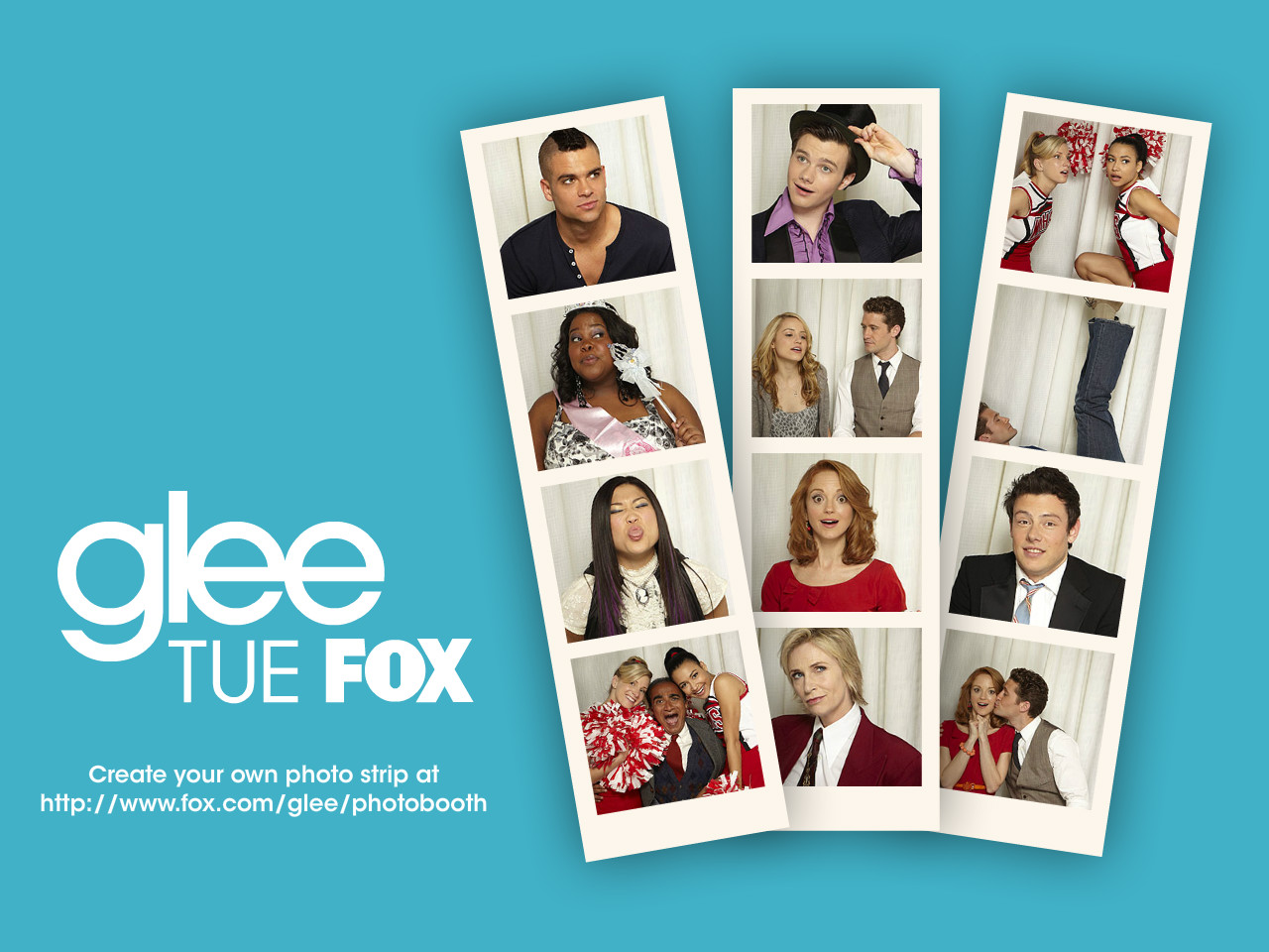 Infinite∞: Glee photo booth!