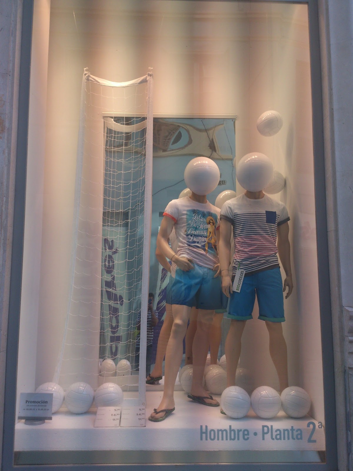 Animación y Marketing en el Punto de Venta: Análisis de un escaparate.