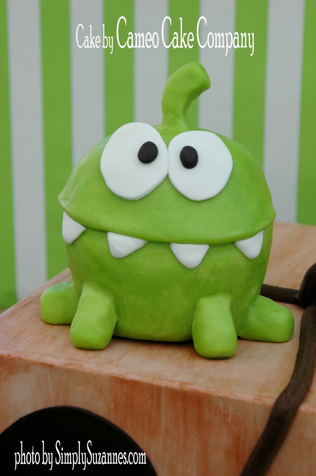 Simply Suzanne's AT HOME: Cut the Rope . . . Om Nom birthday! Part 2 ...