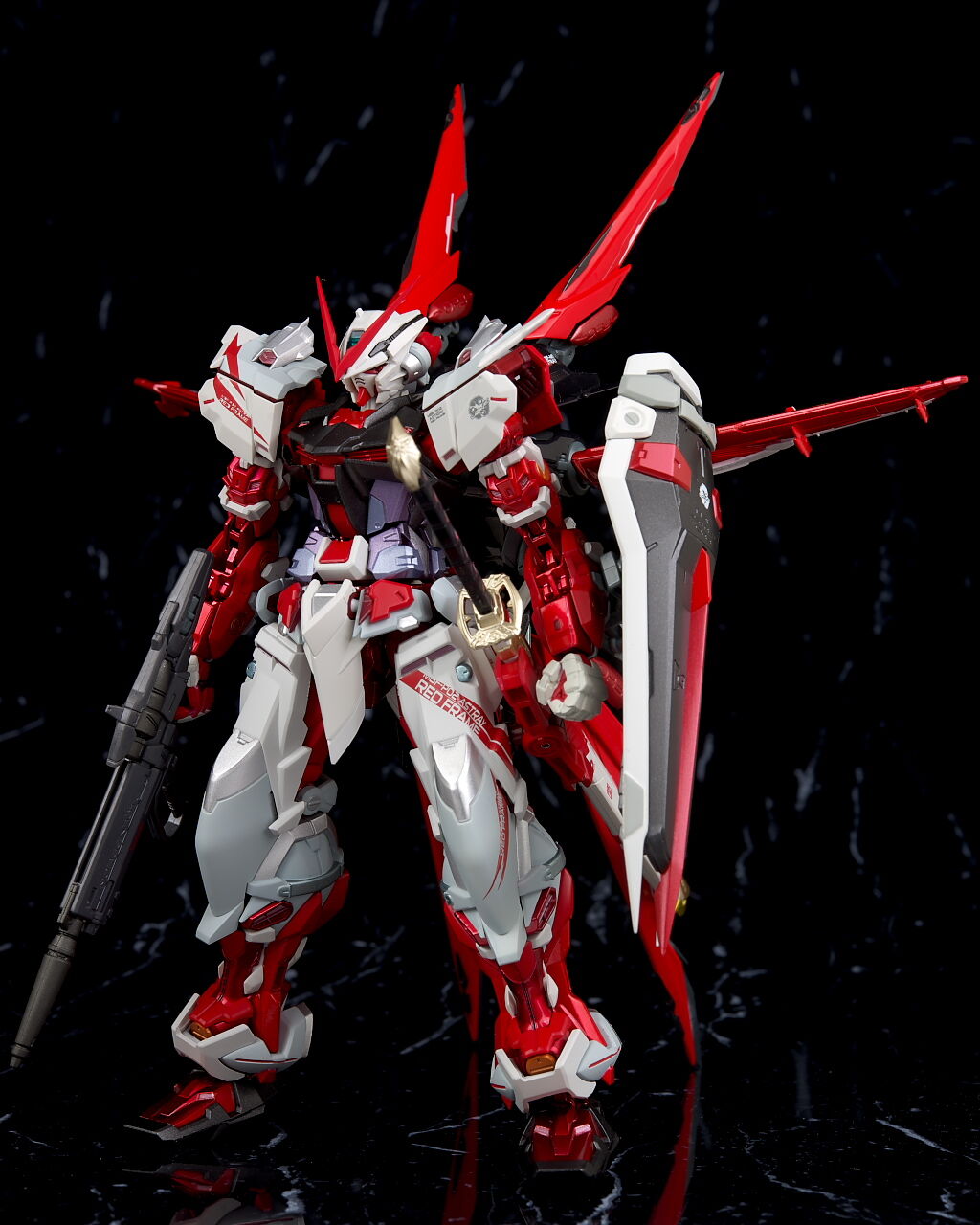 [ Review ] - Metal Build - Gundam Astray Red Frame Kai Alternative Strike