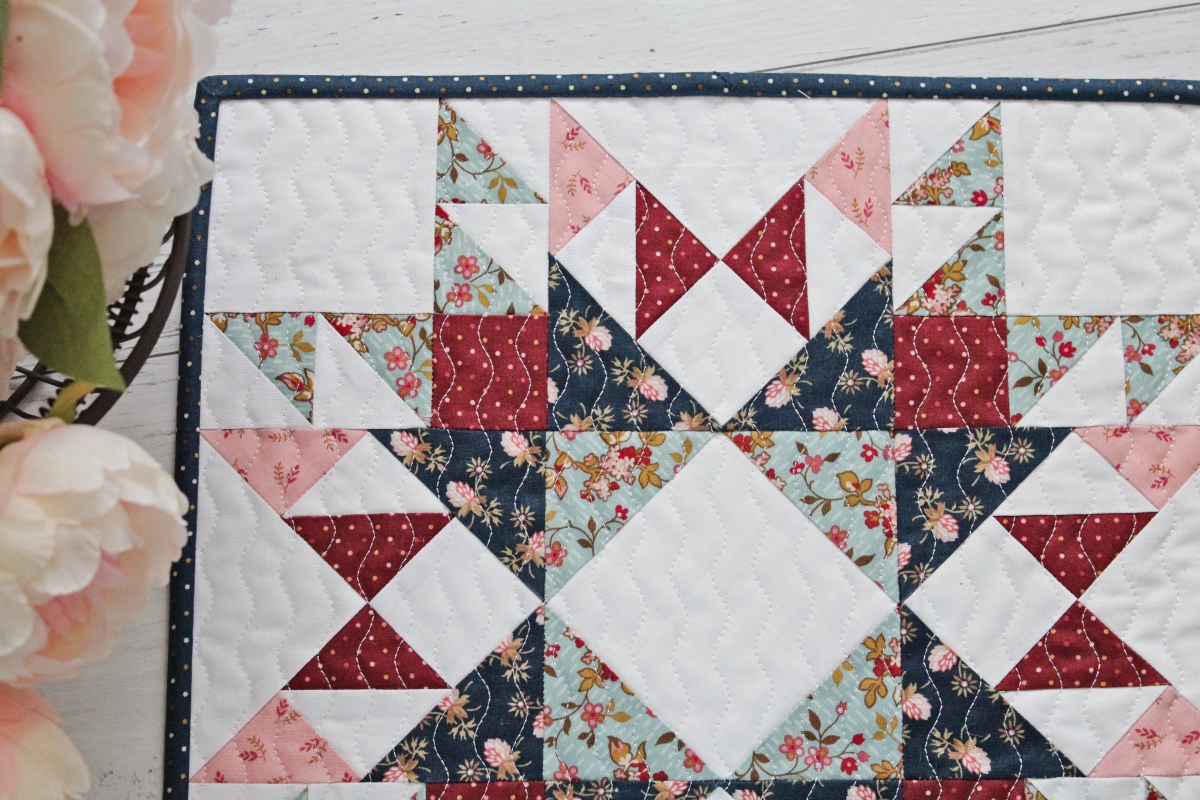 Mary Mini Quilt PDF Pattern - Threadbare Creations