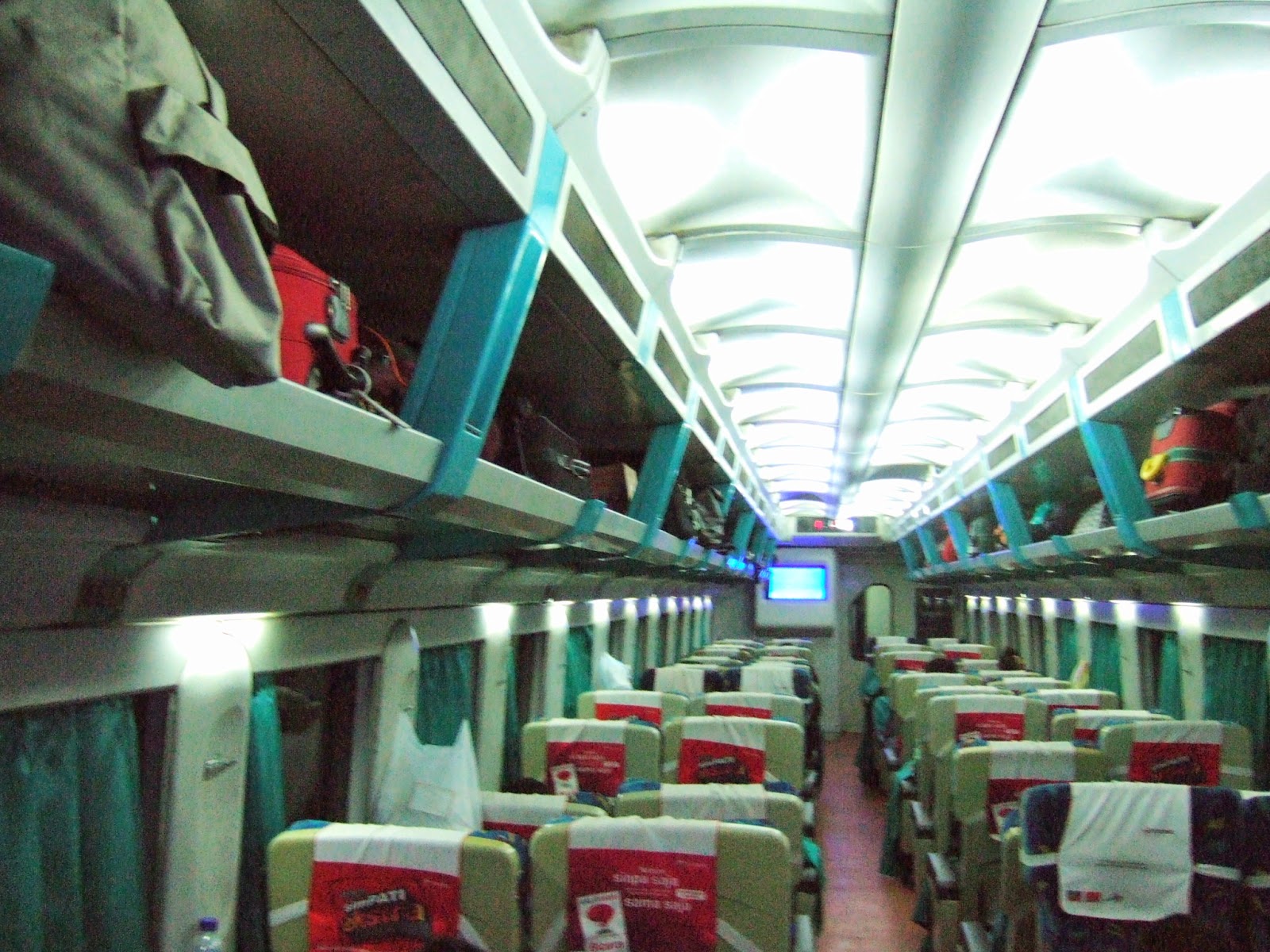 KERETA-API: Kereta api Argo Bromo Anggrek