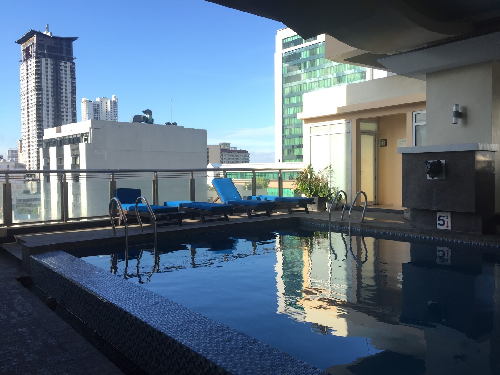 Metro Manila Hotels With Indoor Swimming Pools that are Perfect for ...