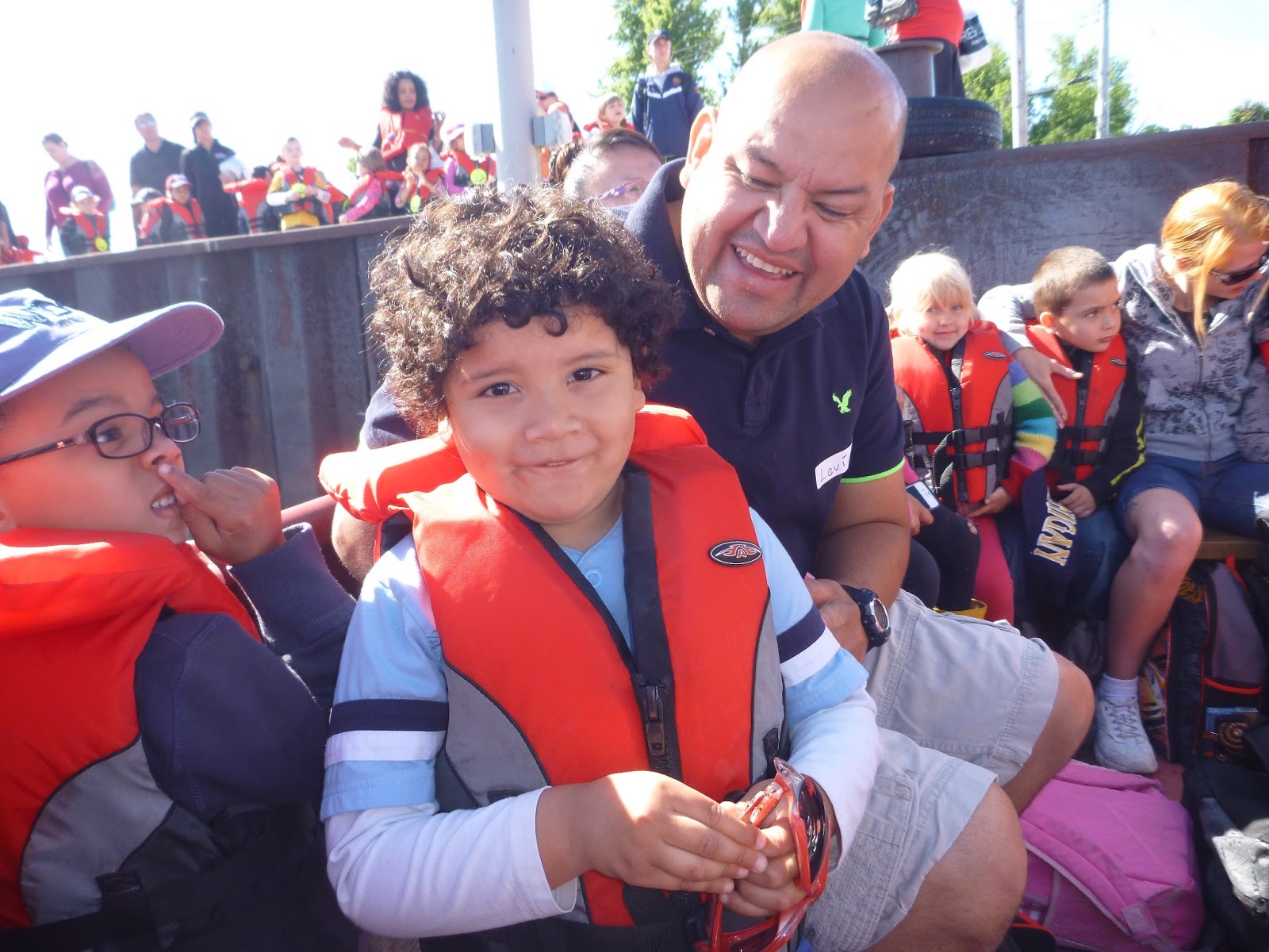 PLAY. EXPLORE. LEARN: Fighting Island