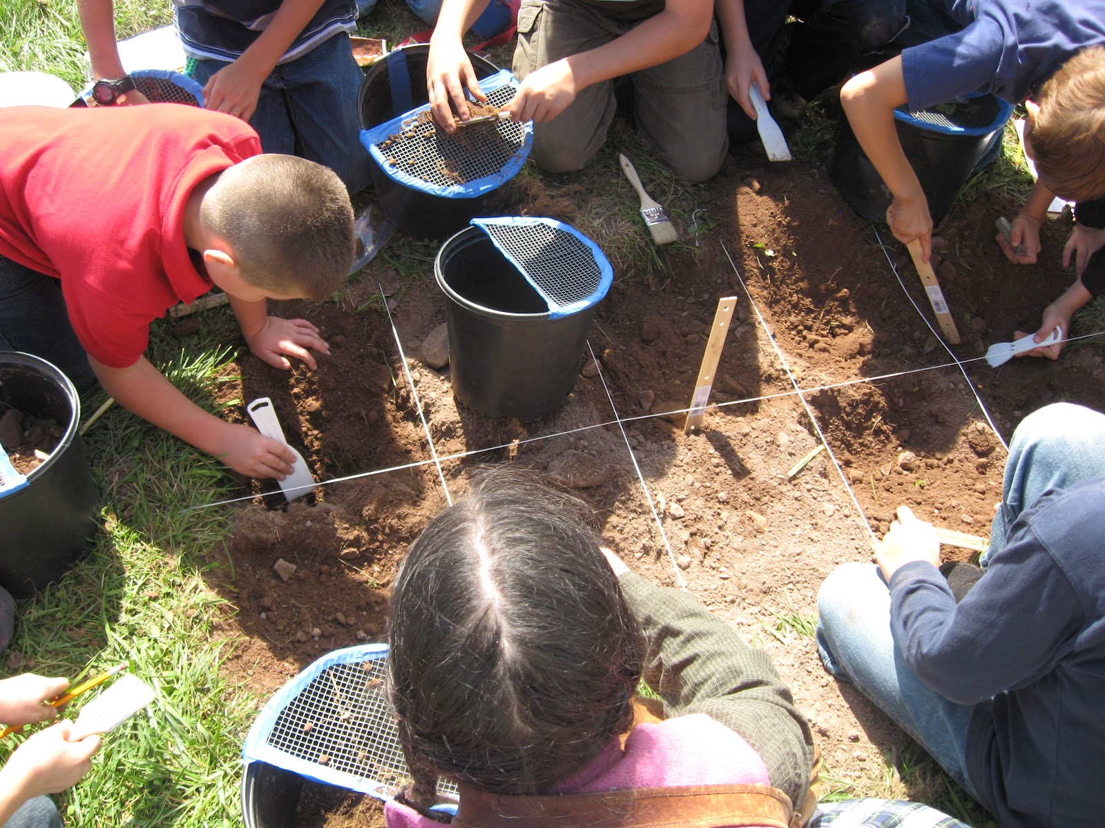 Sancta Familia Homeschool Cooperative: 4th-6th Grade Archaeological Dig!