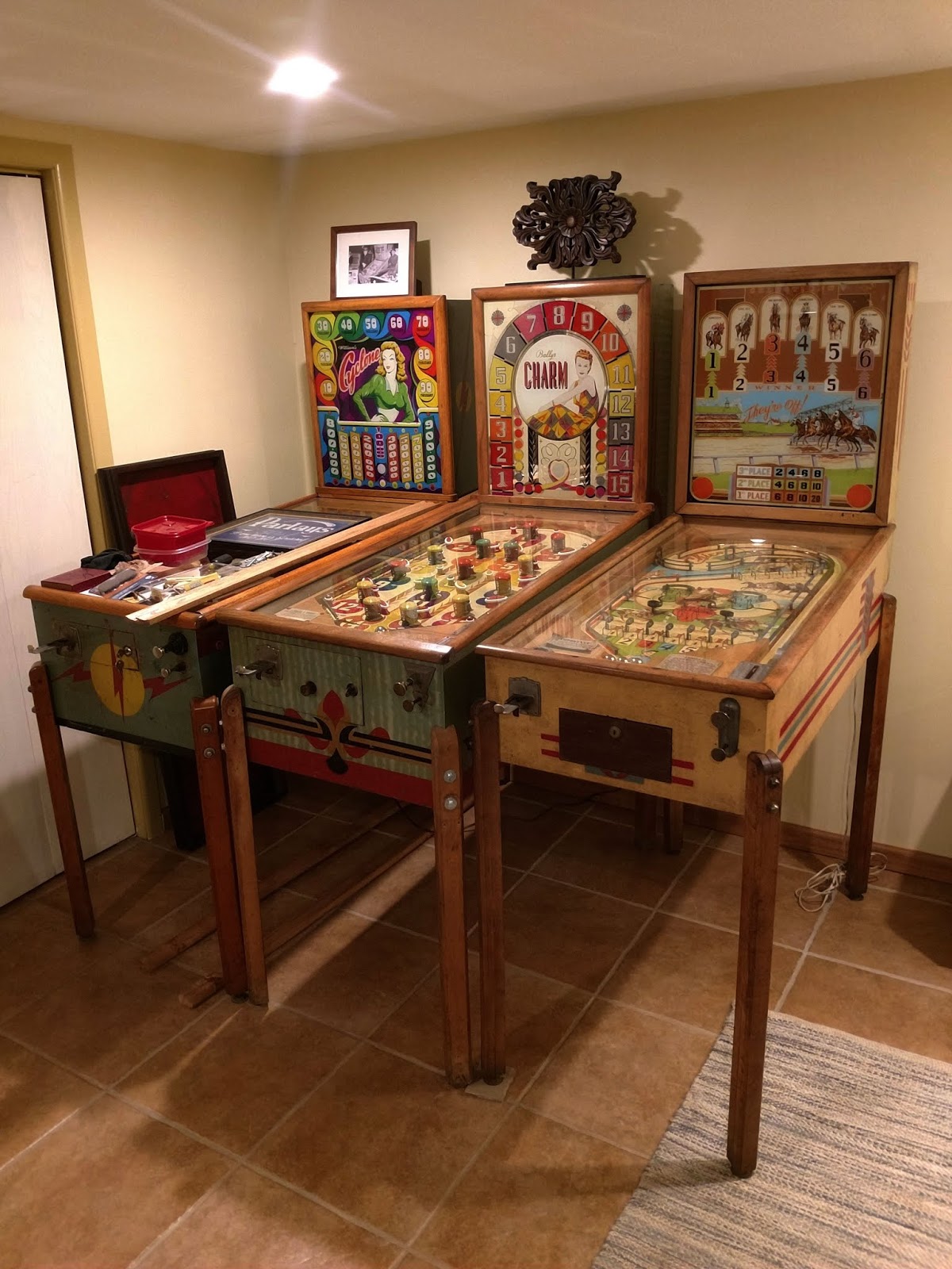 so I bought a pinball machine: Niche Collections: Craig's one-ball ...