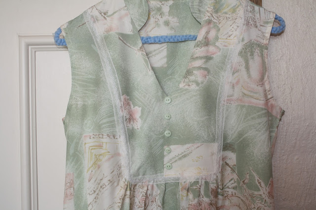 Interrupted Sutures: Burda 7808 - Summer Dress Nirvana