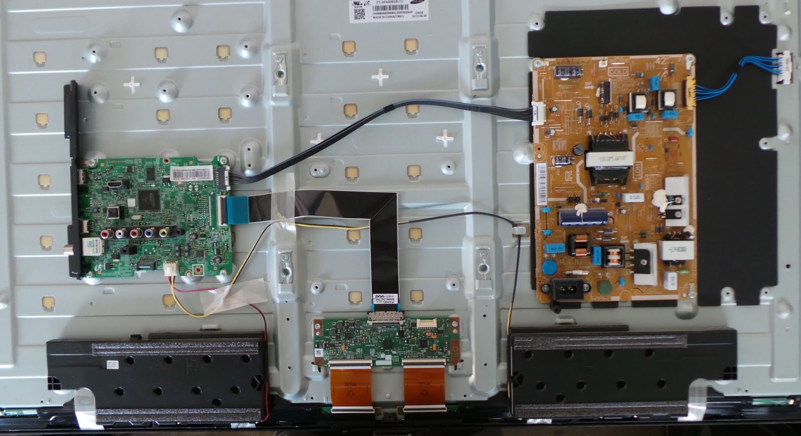 LCD/LED TV : Samsung UA40F5000AR